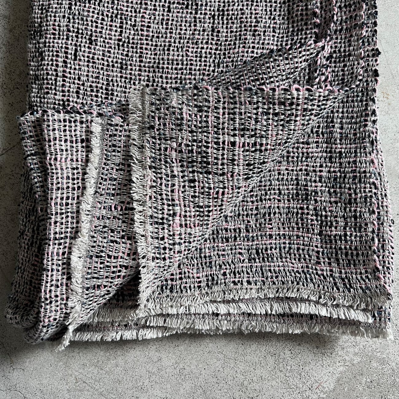 Handwoven Linen Throw in Mixed colors | by STUDIO NATURAL - Studio Natural